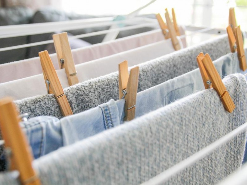 5 tipp, hogy hideg időben is gyorsan megszáradjanak a ruháid ...