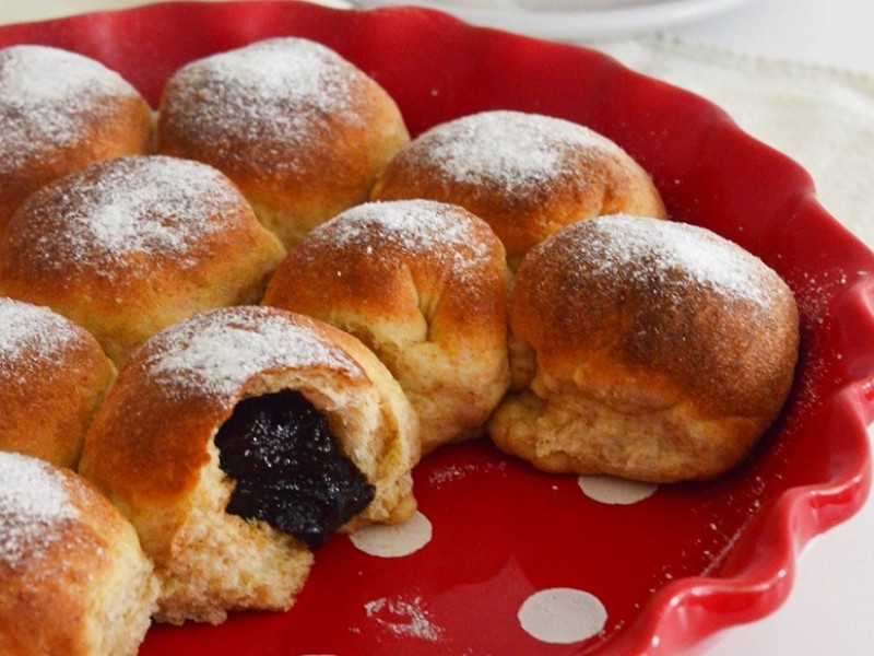 Teljes kiőrlésű szilvalekváros bukta labda - Habostorta.hu